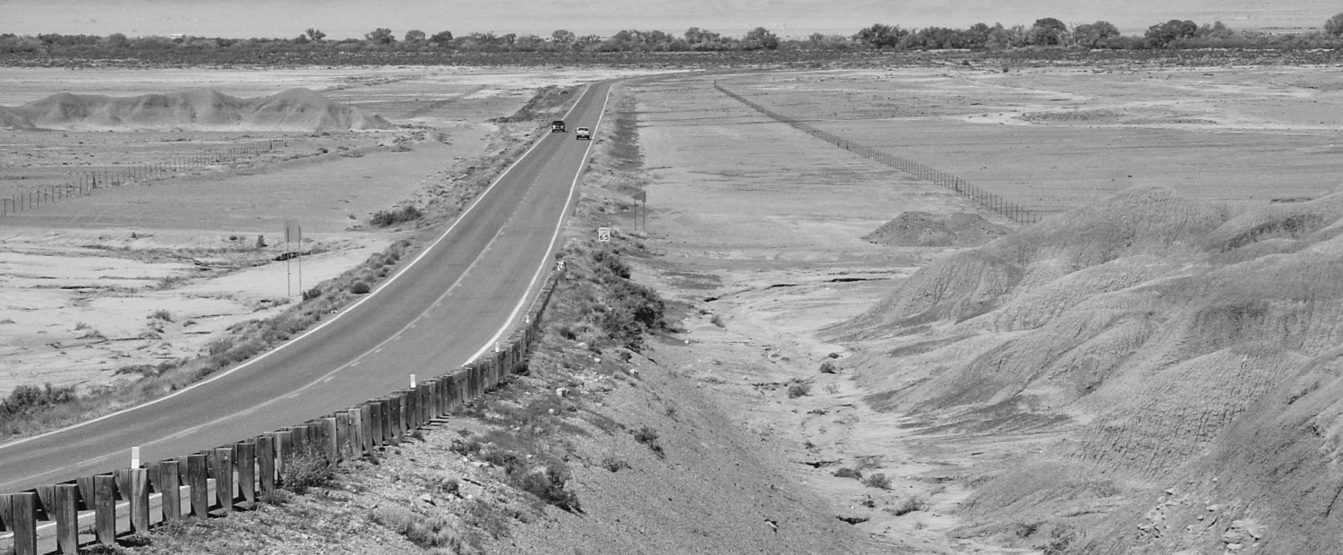 Driving Through Mythical America – Peter Bushby